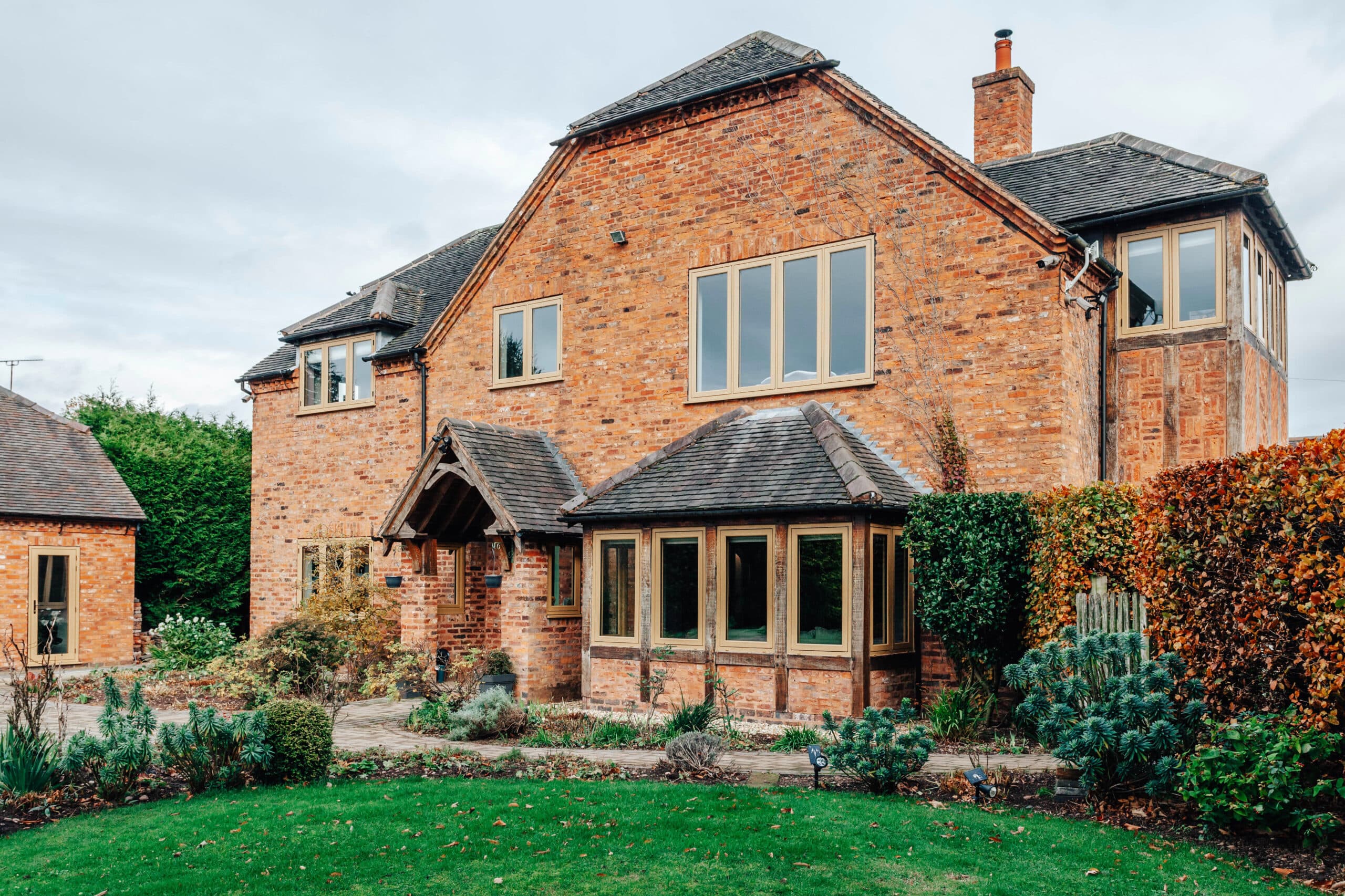 Residence Windows | Traditional Style, Modern Performance